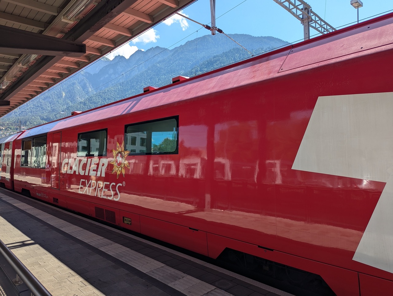 Glacier Express : un train panoramique mythique en Suisse